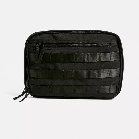 Urban Outfitters | Bags | New Urban Outfitters Chest Rig Utility Pack ...